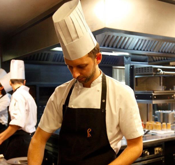 Mark Birchall Uses The GS-14 15cm Scalloped Utlity Knife to Prepare his ...